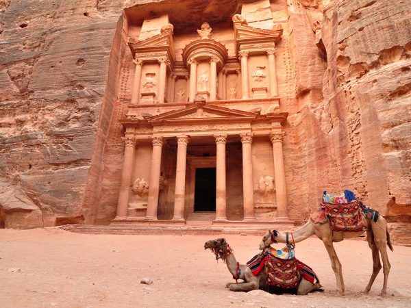 10 Incredible Landmarks to See in the Middle East | TAD