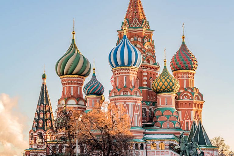25 Famous and Incredible Landmarks to Add to Your Bucket List | TAD